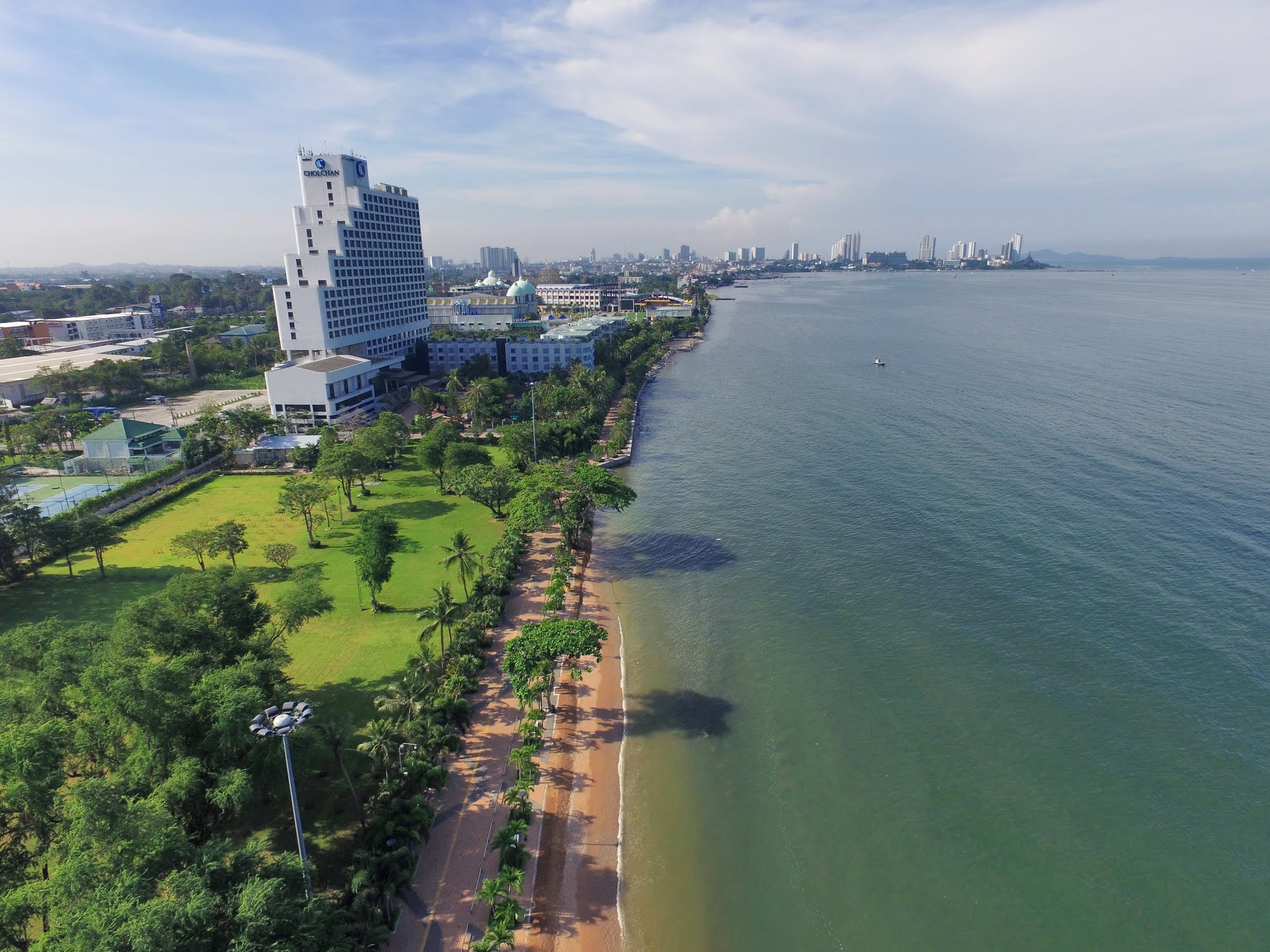 Cholchan Pattaya Beach Resort | Официальный сайт ПЕГАС Туристик
